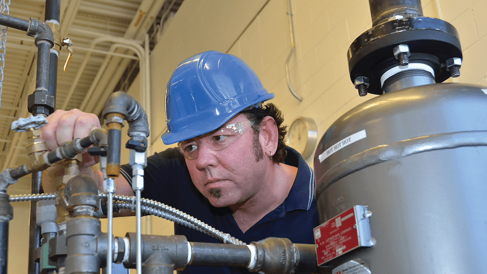 What to Consider Before Choosing an Industrial Boiler Repair Service?