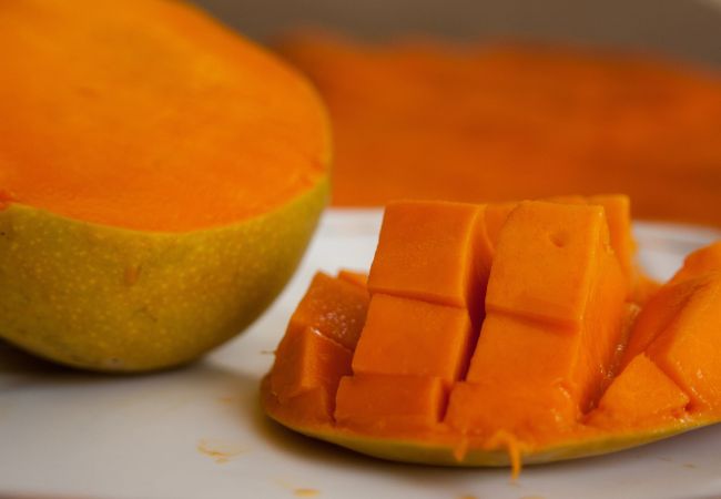 What Are the 10 Benefits of Gir Kesar Mango?